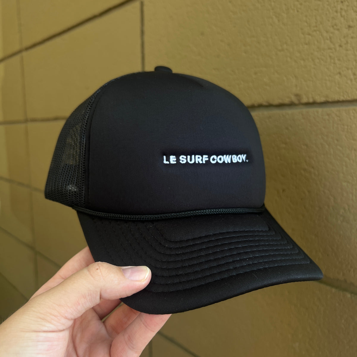 Micro Font Le Surf Cowboy Hat- Black – Mas Bueno Boutique